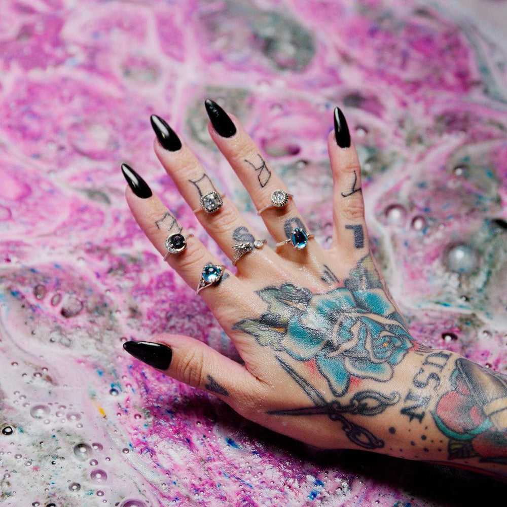 Moonrise Silver Wolf Bath Bomb | Sterling Silver Rings